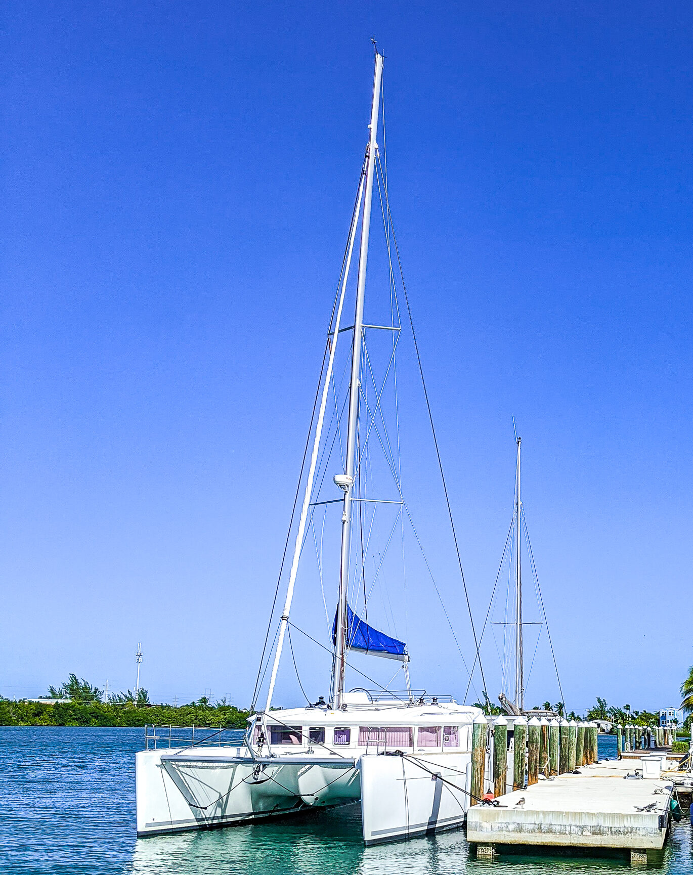 Sailing Catamarans | Florida Yachts Charters